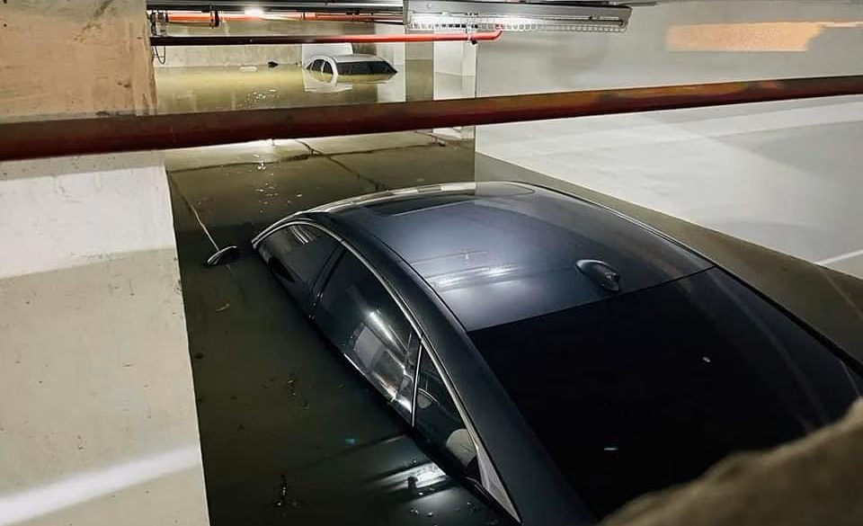 3 cars damaged at flooded Bang Khen condo car park – EleganzaItalian.com