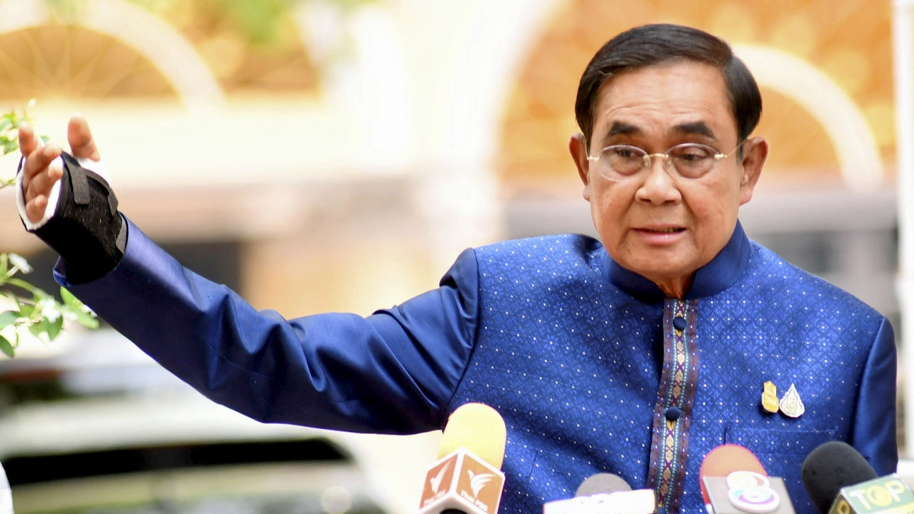Ex-coup leader-turned-ex-PM Prayut's wealth said to total B130m - Thai ...
