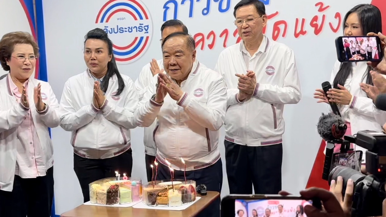Palang Pracharath to be asked to join Pheu Thai-led coalition: Prawit ...