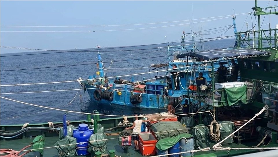 Contraband oil, many crew members missing from seized boats - Thai Newsroom