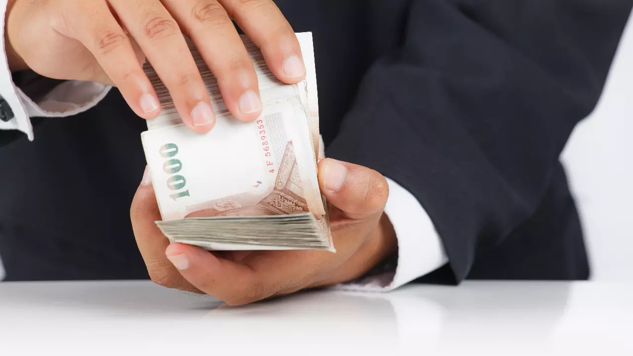 10,000-baht grant for 30 million-plus people unlikely within this year ...